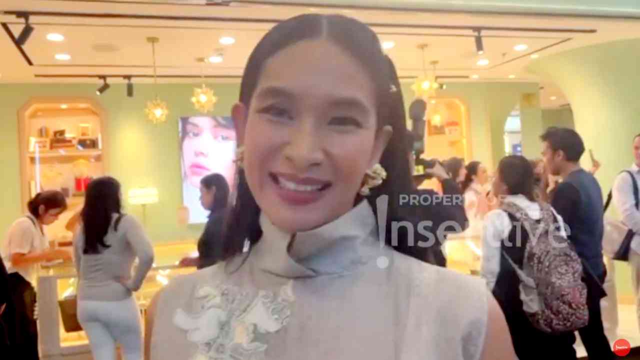 Gosip Artis Terbaru Dan Dunia Selebriti - Trans TV