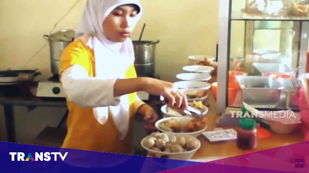 JELANG SIANG: Bakso Rumput Laut Tak Kalah Lezat - Trans TV