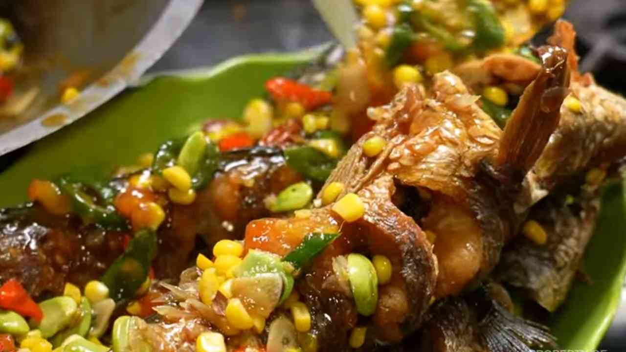 Ikan Lele Goreng Tumis Jagung, Makannya Jangan Nanggung - Trans TV