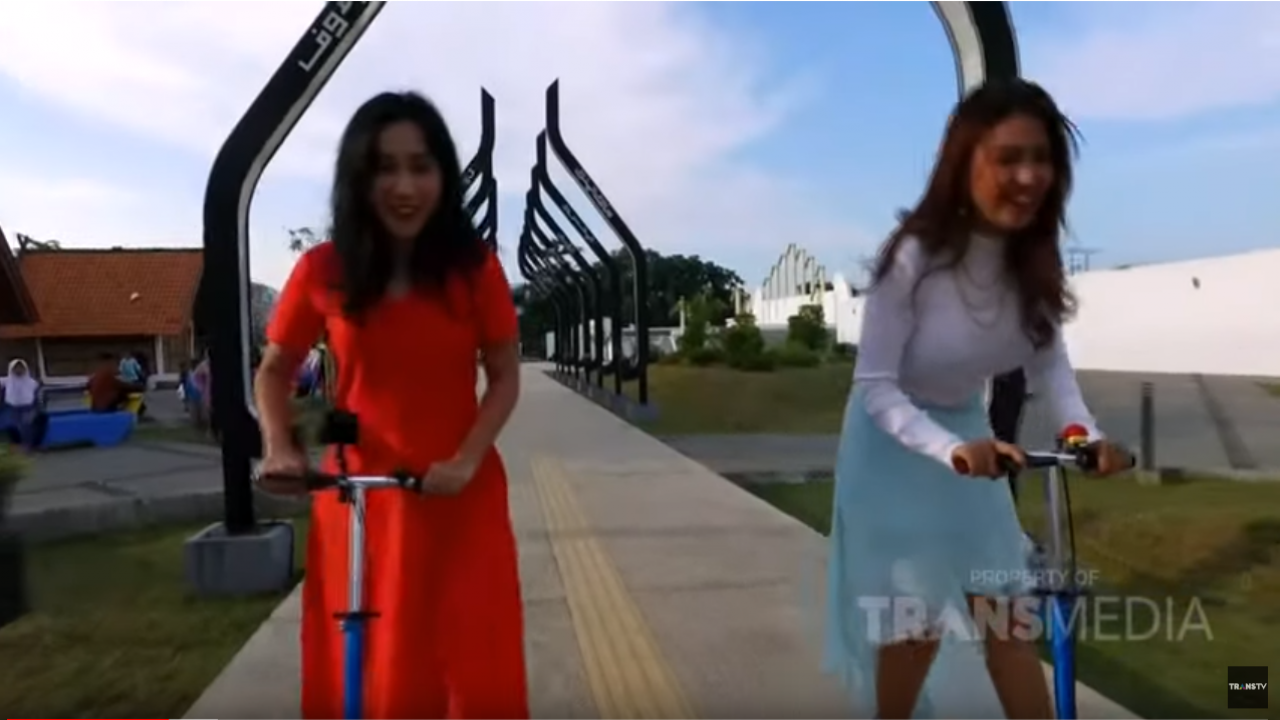 Serunya Berkeliling Di Alun Alun Kota Cianjur Bareng Rachel Dan Rini ...