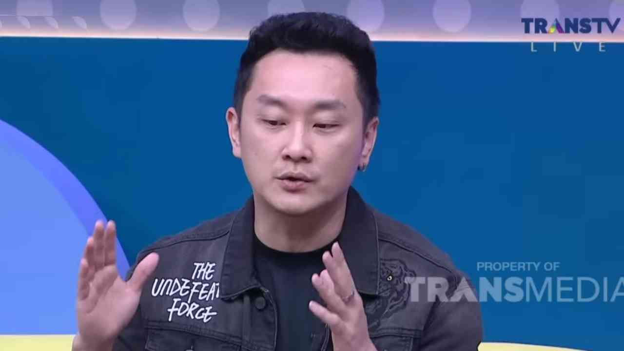 Pengakuan Rio Motret Soal Keluar Dari Organisasi Miss Universe - Trans TV