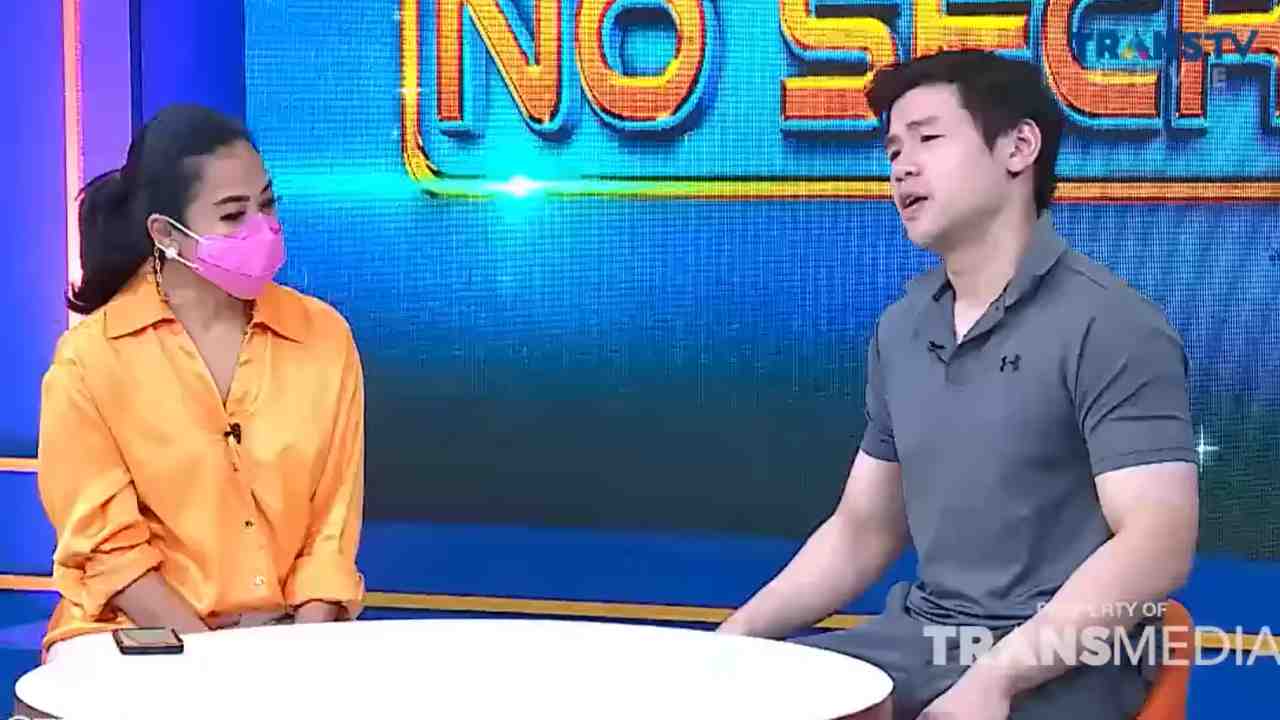 Berita Selebritis Bersama Feni Rose - Trans Tv Program