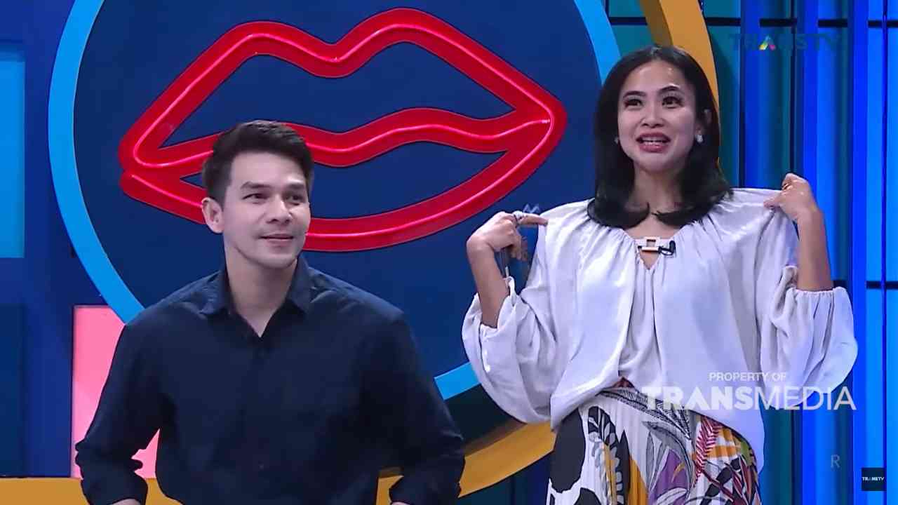 Berita Selebritis Bersama Feni Rose - Trans Tv Program