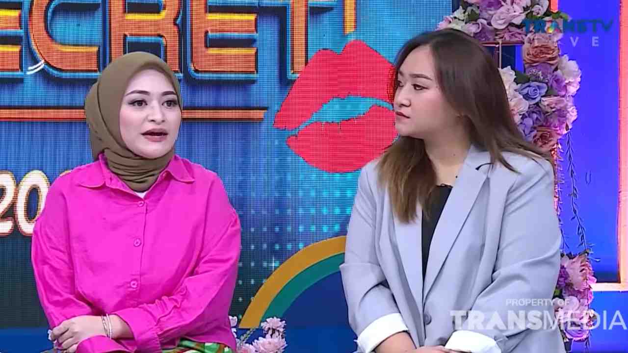 Berita Selebritis Bersama Feni Rose - Trans Tv Program