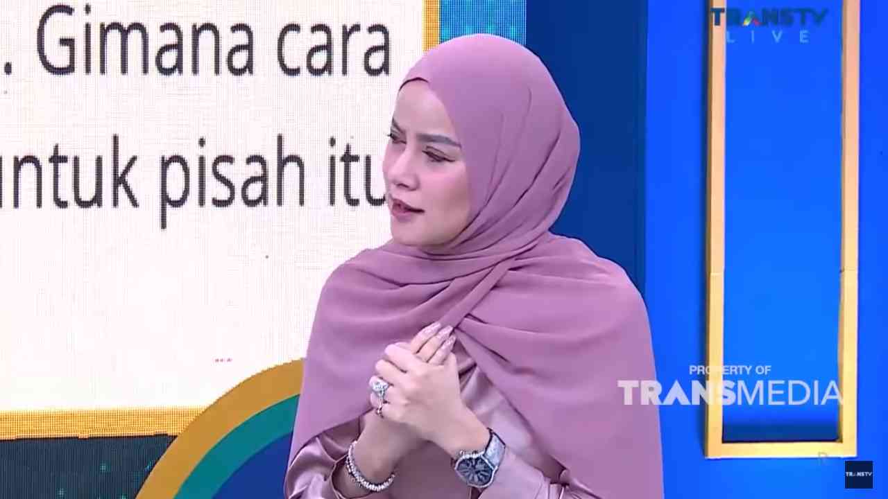 Berita Selebritis Bersama Feni Rose - Trans Tv Program