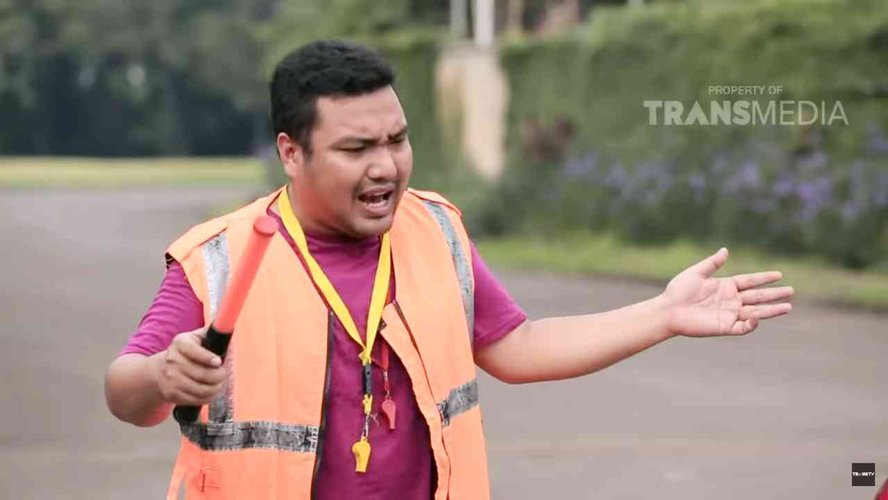INSTAWA: Tipe Tipe Tukang Parkir - Trans TV INSTAWA: Tipe Tipe Tukang Parkir - Trans TV