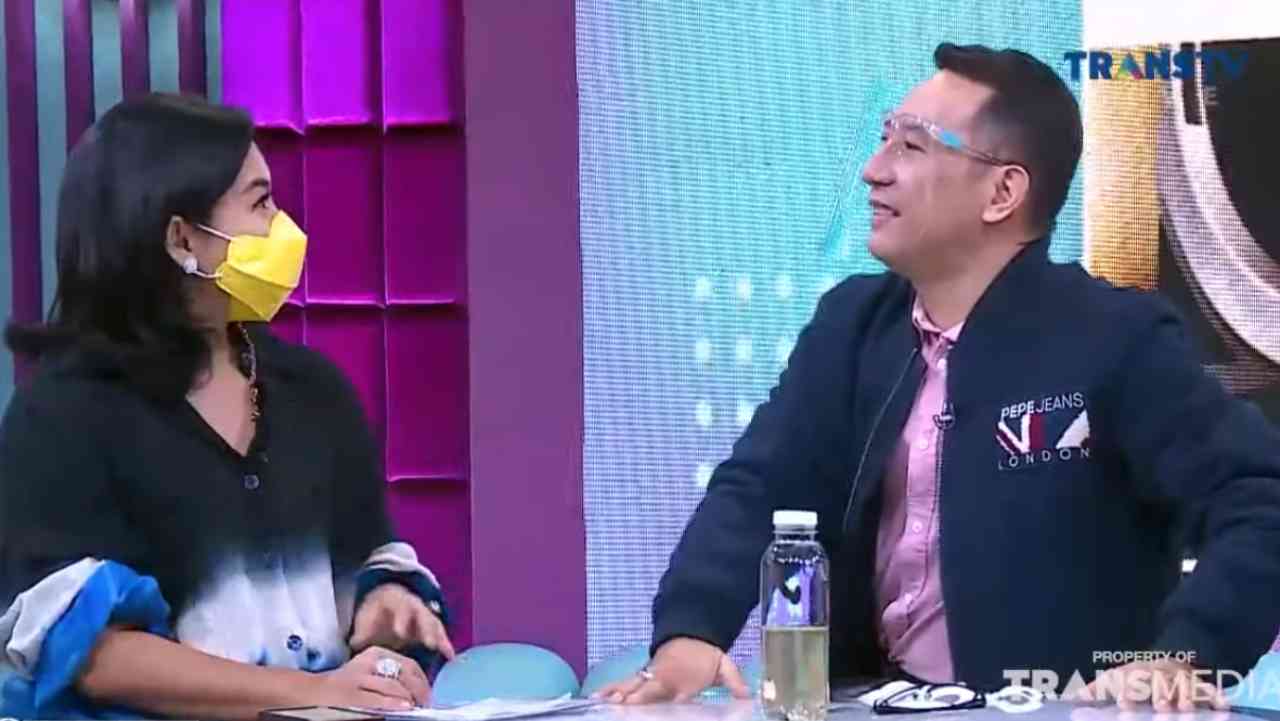 Berita Selebritis Bersama Feni Rose - Trans Tv Program